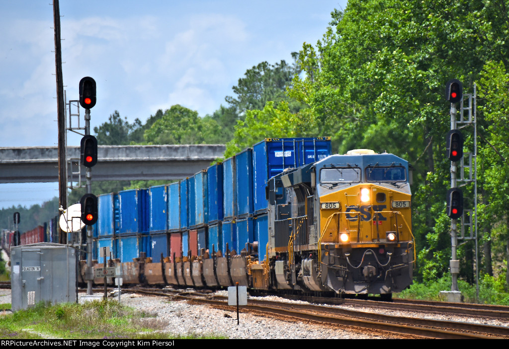 CSX 805 Q037